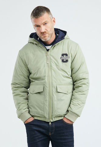 Chevignon: Looks modernos y versátiles | ¡Aprovecha ahora!