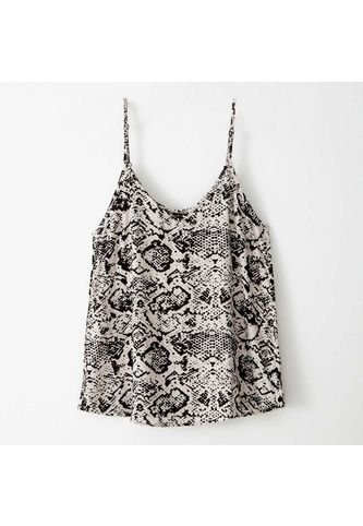 "Estilos casual-formal y deportivos para hombres, mujeres y niños ...